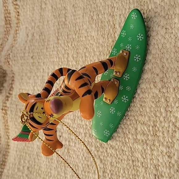 Disney | Holiday | Tigger Ornament | Poshmark